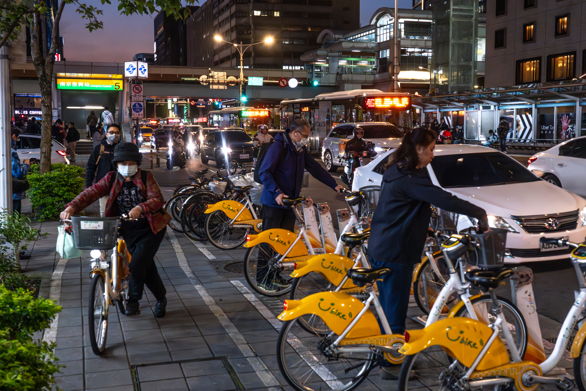 【Data Reporter】台北市YouBike多熱門？重啟「前30分鐘免費」後更難借嗎？數據告訴你 - 報導者 The Reporter